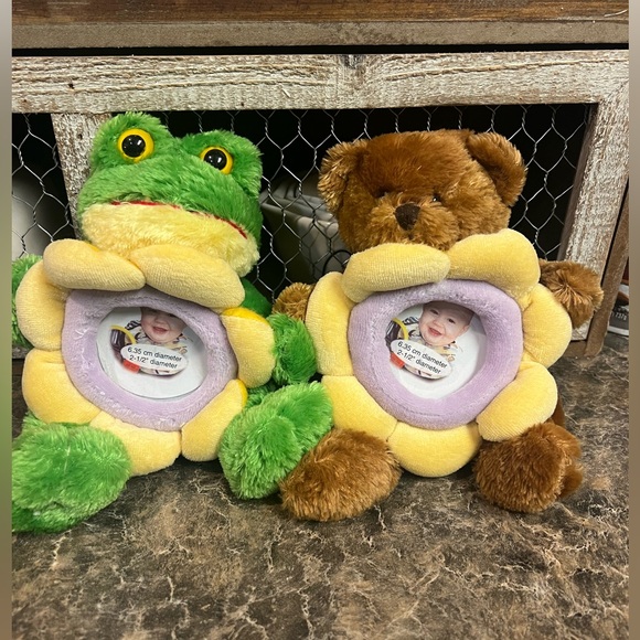 Accents | Bundle Of 2 Stuffed Animal Picture Holders | Poshmark